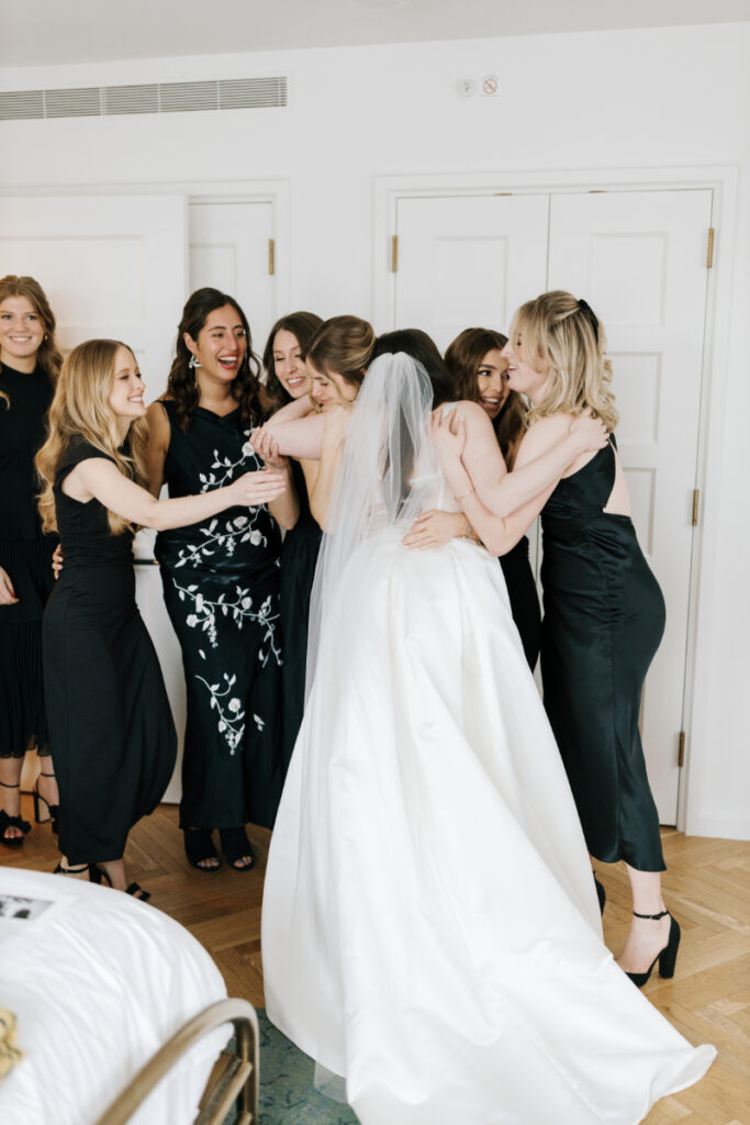 A Warm and Inviting Wedding at the Line Hotel